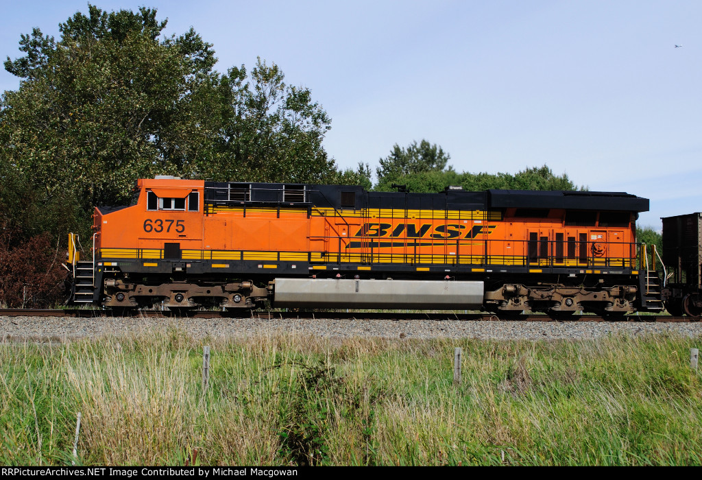 BNSF 6375